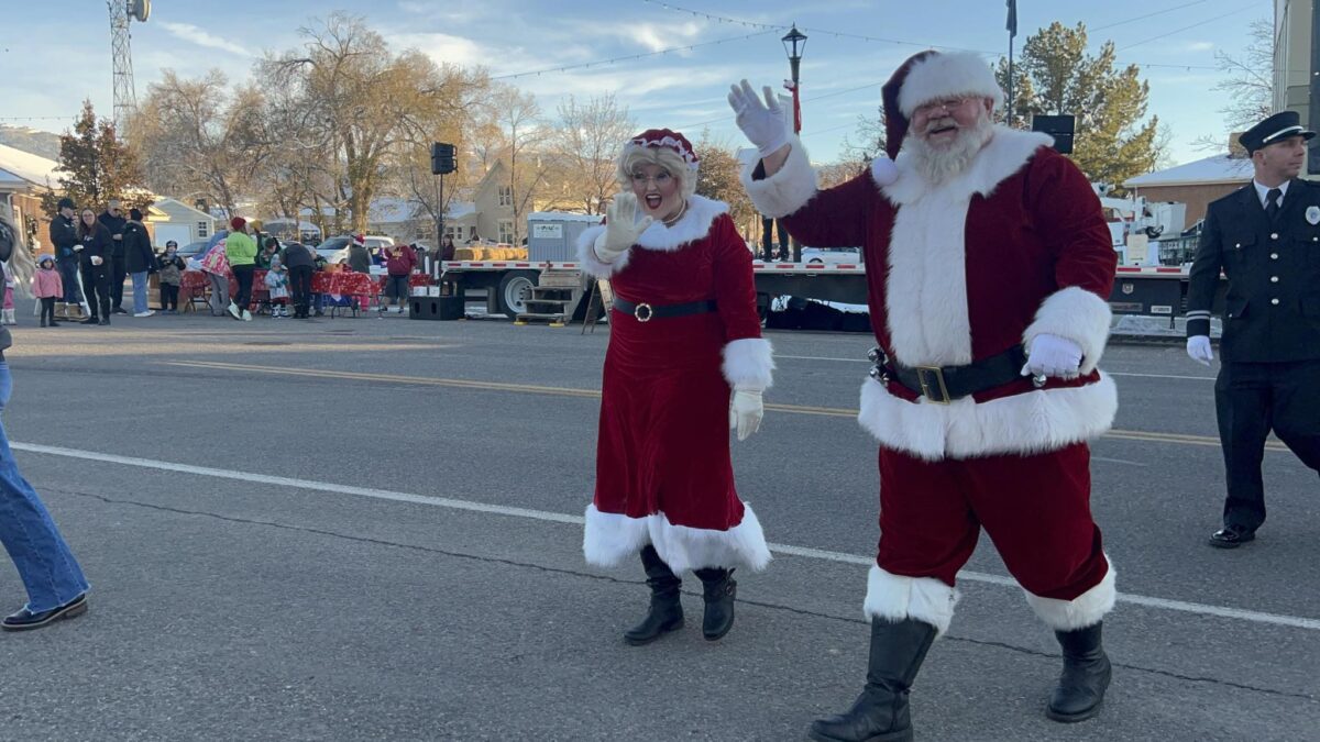 Discover The warmth: Trailers with Wood burning Stoves Built on ...